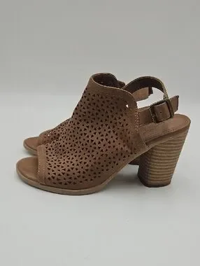 Universal Thread | Shoes | Universal Thread Brown Lasercut Opentoe ...